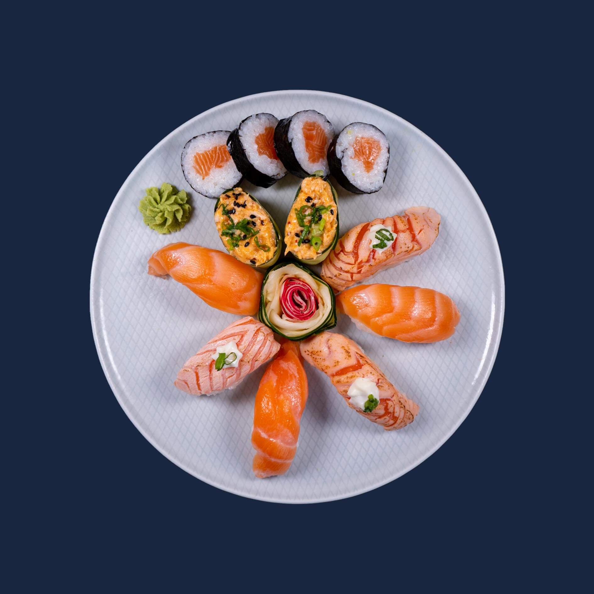 Salmon Set A (12pcs) - BAMBU SUSHI